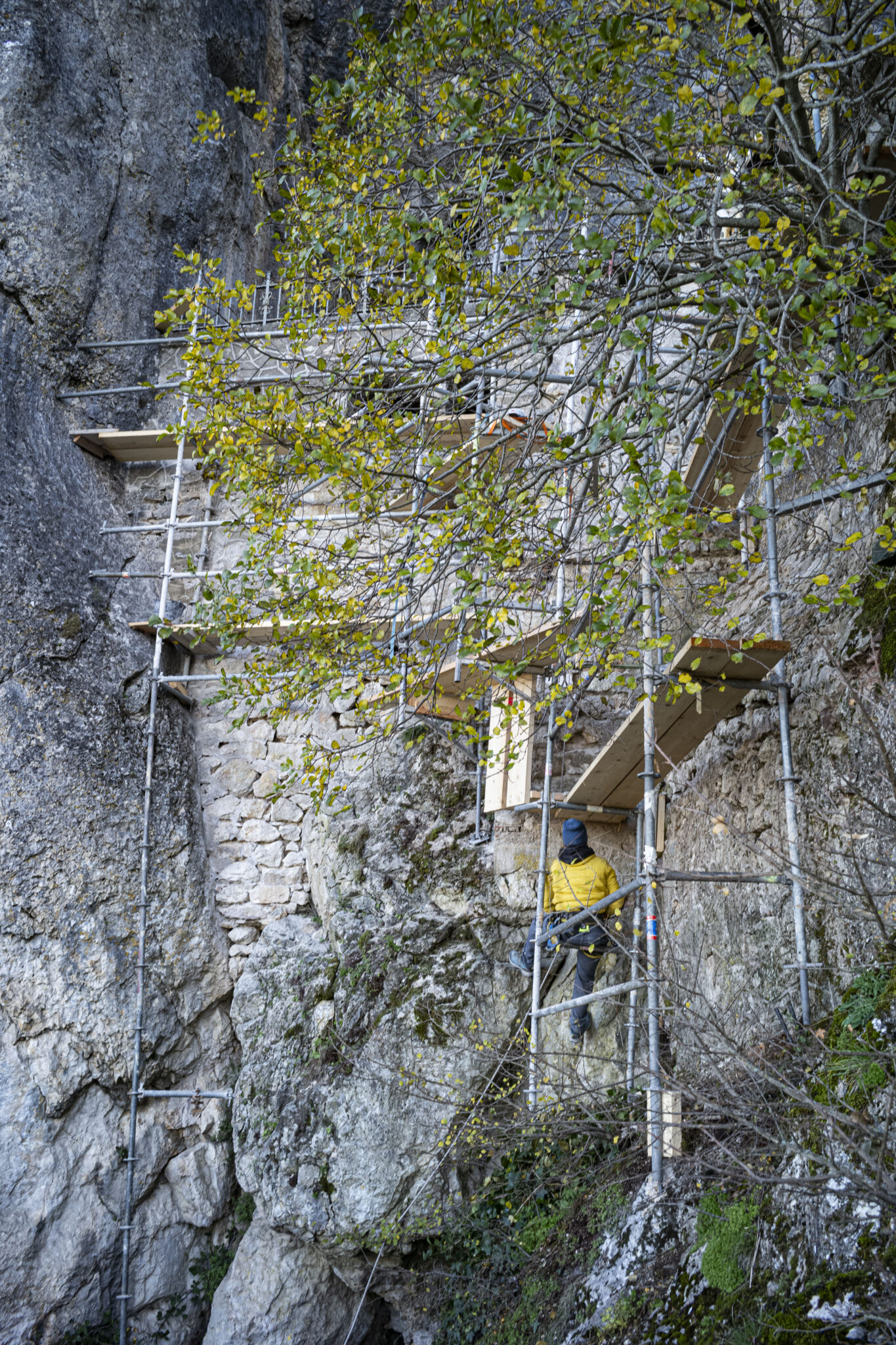 Fin de chantier - Accès restauré à la grotte Sainte Marie-Madeleine ...